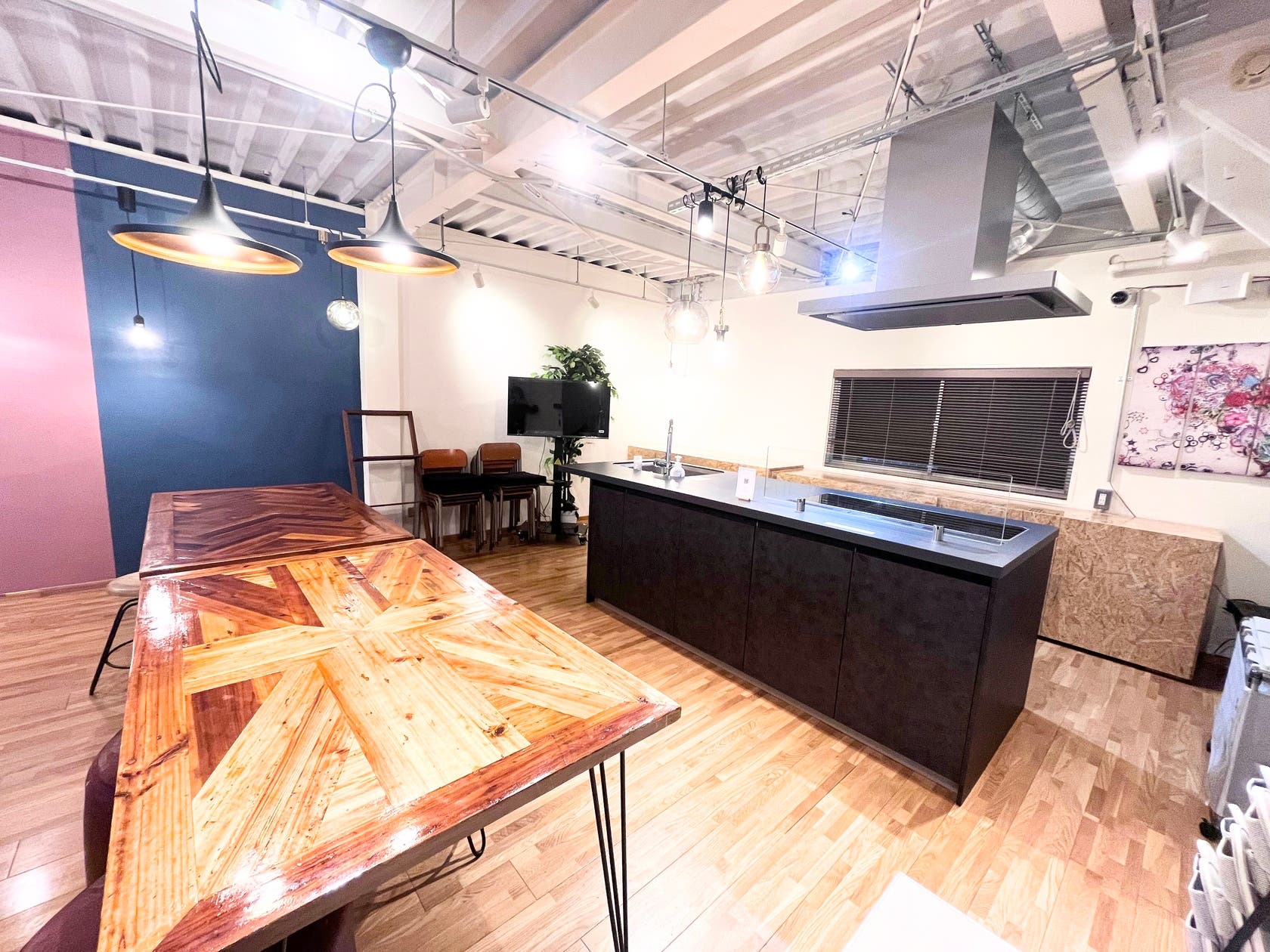 🎥【TV・YouTube撮影で使用されました✨】最大30名｜駅徒歩3分｜ママ会🎂誕生日会🍻歓送迎会🎄クリスマス🎉忘年会の写真4