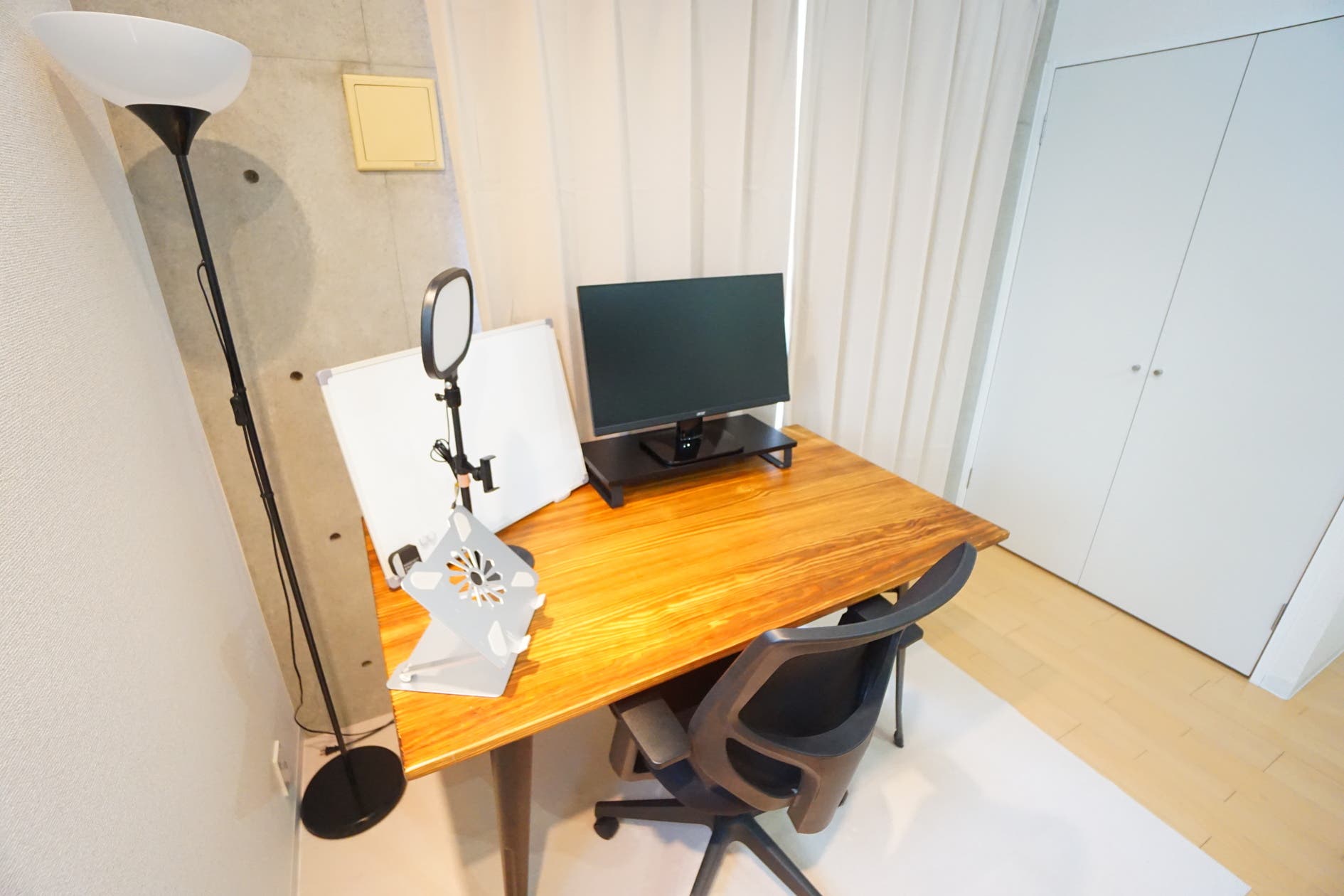 ＜ミニマルオフィス栄1003＞完全個室🚪高速光回線Wi-Fi📶モニター🖥テレワーク/Zoom/会議/商談/作業場所の写真5