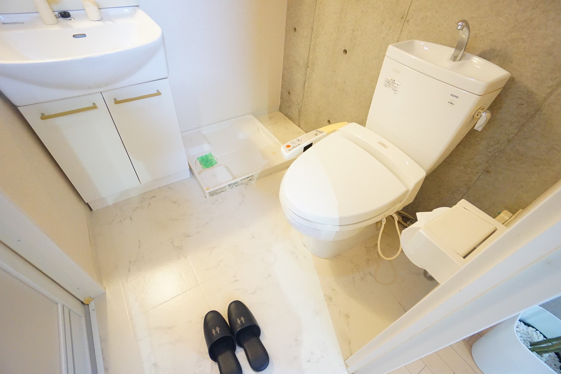 ＜ミニマルオフィス栄1003＞完全個室🚪高速光回線Wi-Fi📶モニター🖥テレワーク/Zoom/会議/商談/作業場所の写真16