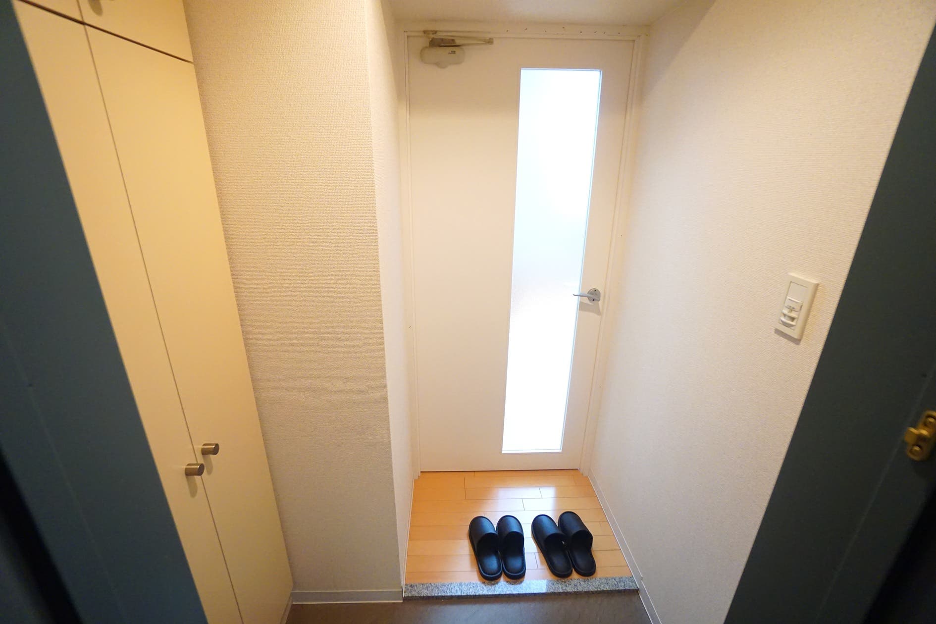 ＜ミニマルオフィス栄1003＞完全個室🚪高速光回線Wi-Fi📶モニター🖥テレワーク/Zoom/会議/商談/作業場所の写真17