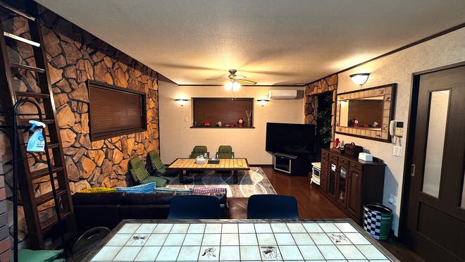 戸建ての1Fで広々空間✨まったり時間を過ごすのにピッタリ😆1F号室の写真2