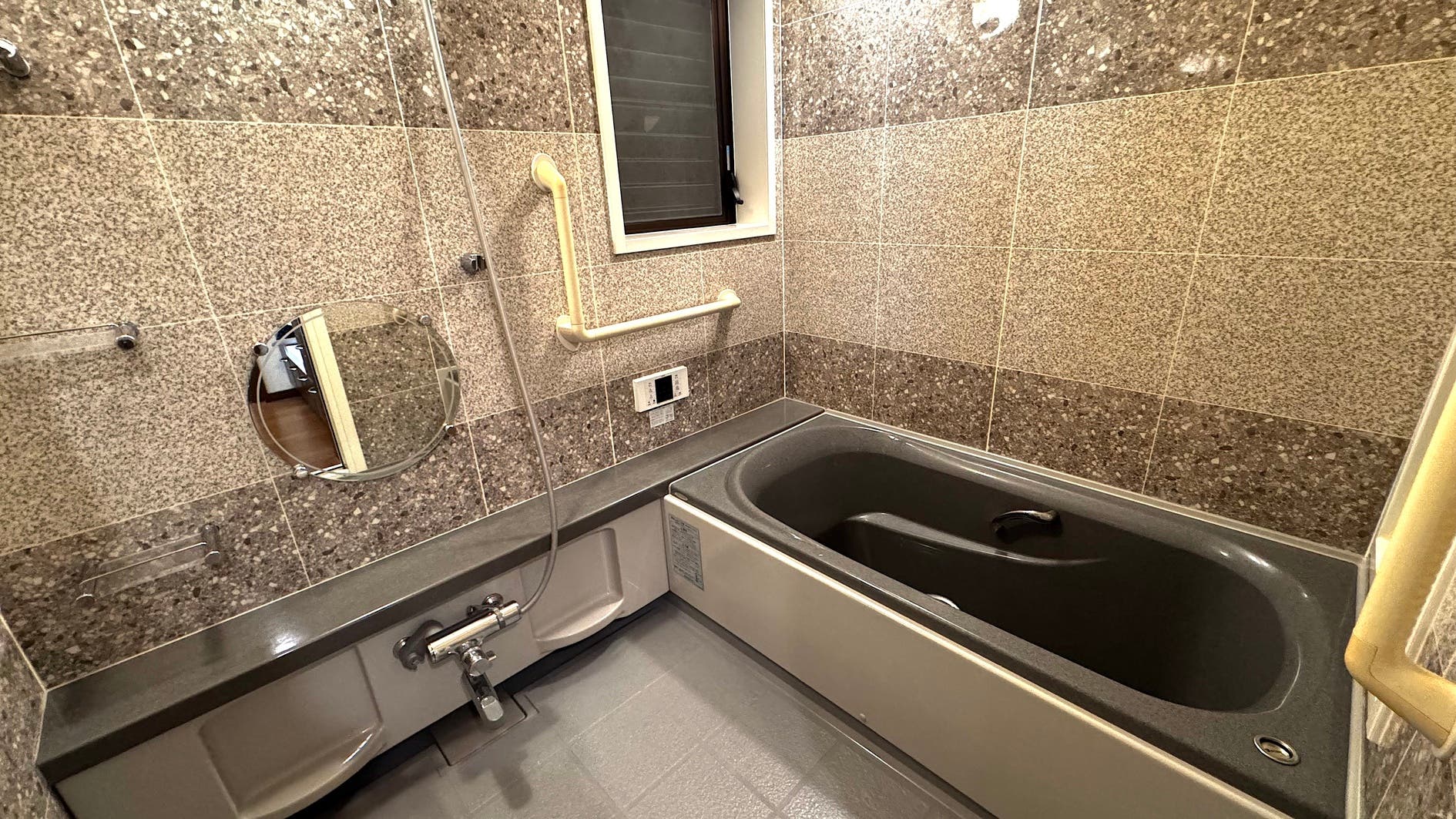 戸建ての１Fで広々空間✨まったり時間を過ごすのにピッタリ😆１F号室の写真11