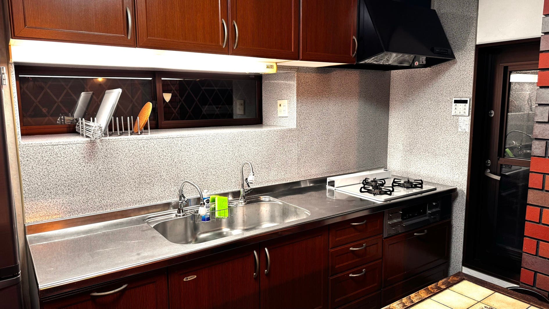 戸建ての１Fで広々空間✨まったり時間を過ごすのにピッタリ😆１F号室の写真14