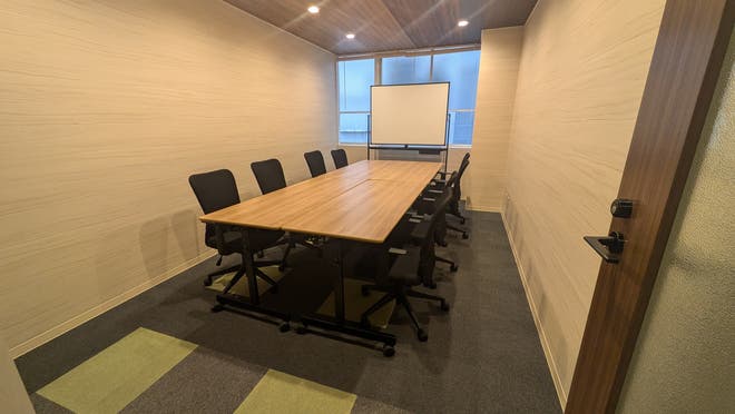広瀬通 【3階第5会議室】会議・打ち合わせ/24時間OK/Wi-fi・ホワイトボード有り/8名用の写真2