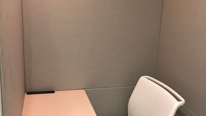 ドロップイン30分300円 四季に彩られる上野不忍池を見下ろす好立地の写真5