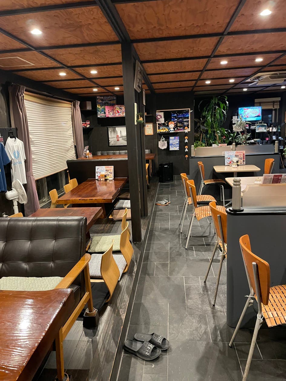 昼はカフェで営業してるスペースを夜にいろいろな用途で､使ってもらえたらと思い貸し出しております。の写真6