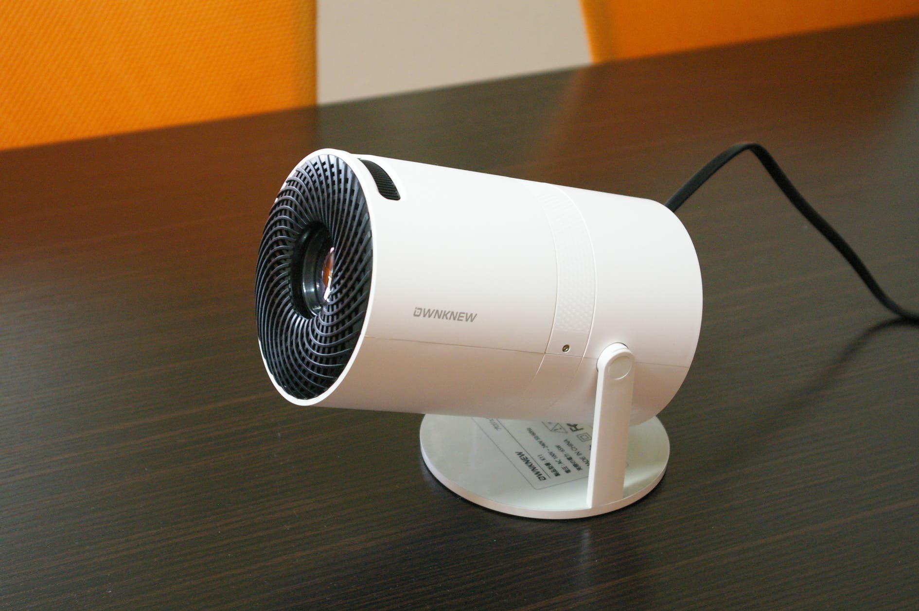 金山駅徒歩２分！Wifi／プロジェクター／ホワイトボード完備｜広々テーブルで会議やワークショップにおすすめの写真11