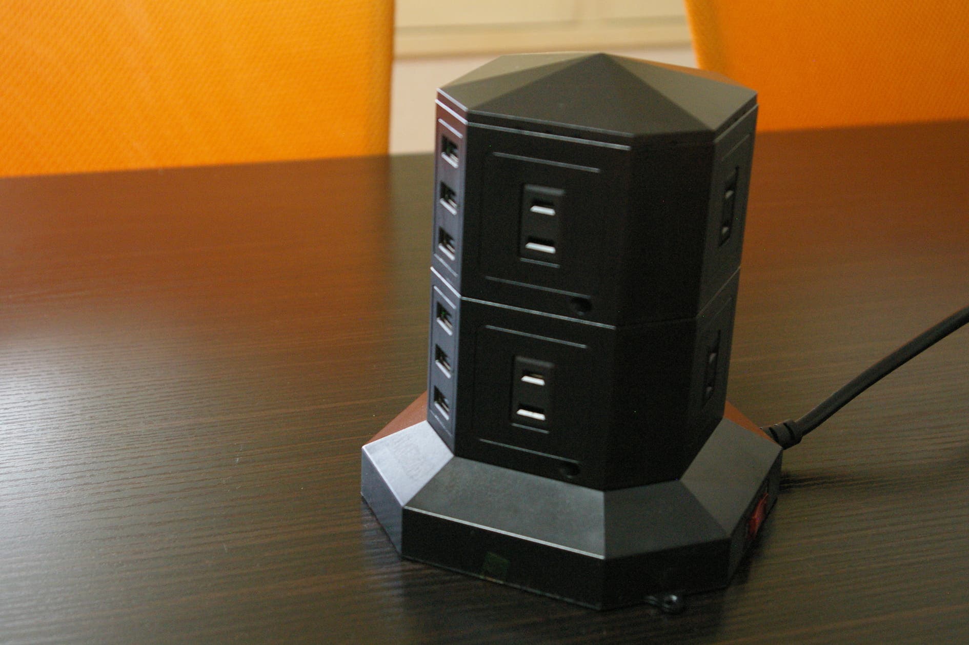 金山駅徒歩２分！Wifi／プロジェクター／ホワイトボード完備｜広々テーブルで会議やワークショップにおすすめの写真13