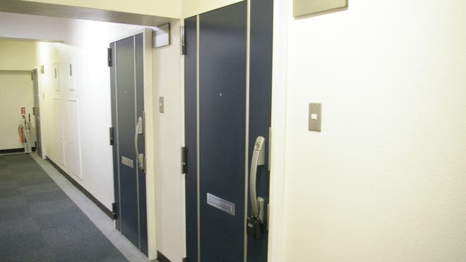 金山駅徒歩2分!Wifi/プロジェクター/ホワイトボード完備|広々テーブルで会議やワークショップにおすすめの写真26