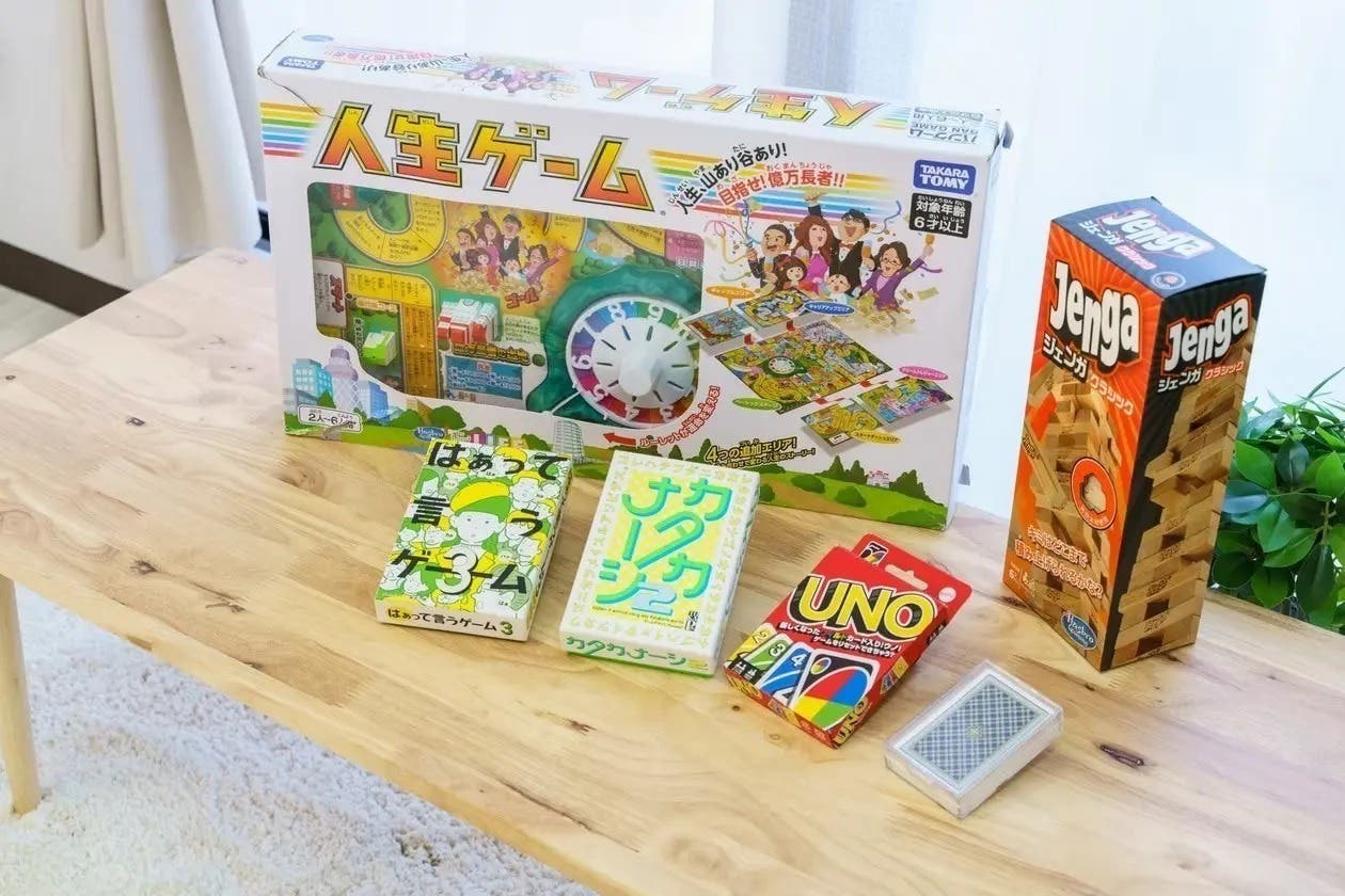 ボードゲーム類（はぁっていうゲーム/カタカナーシ/ブロックス/ジェンガ/トランプ/UNO/わにわにパニック/人生ゲーム)の画像1