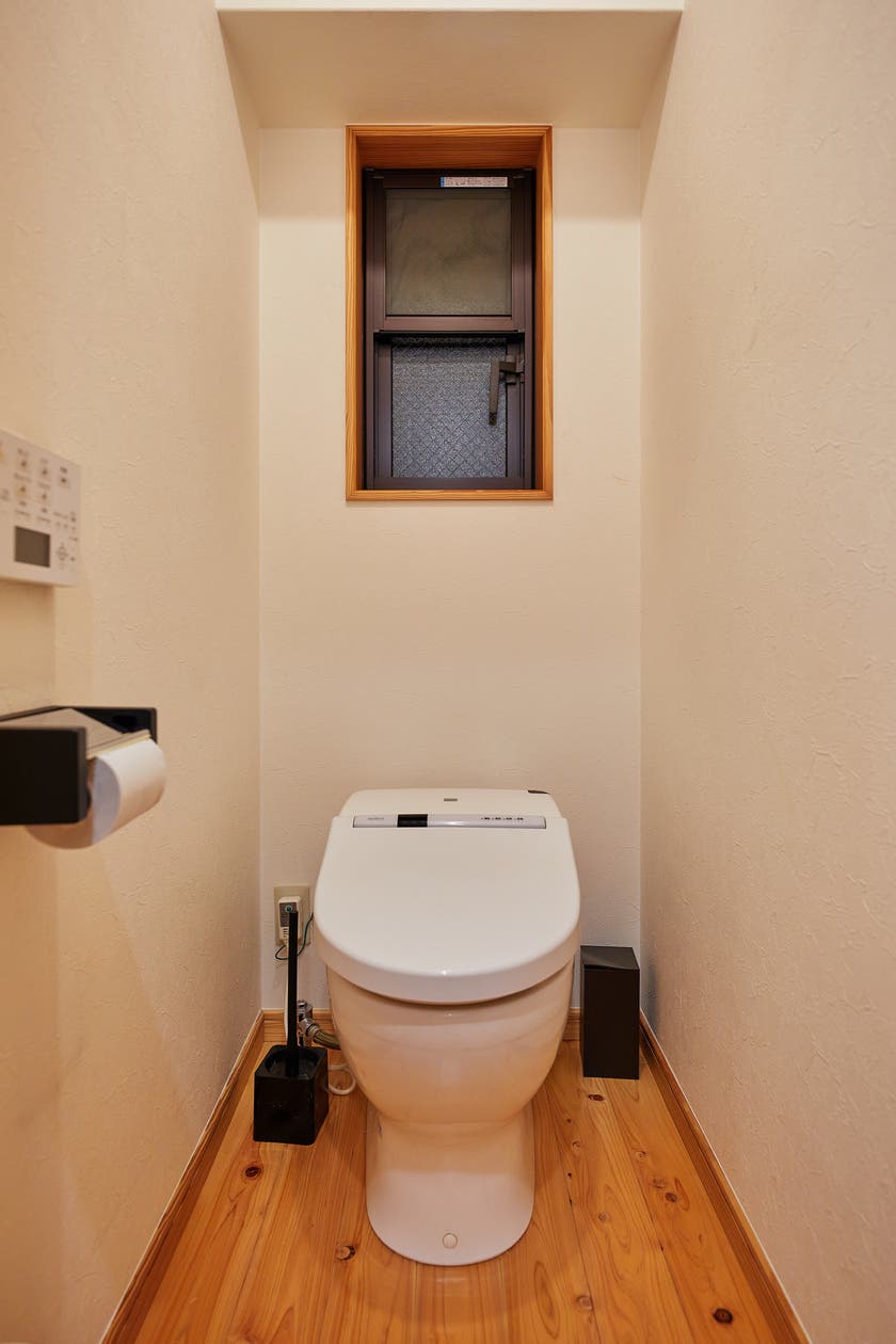 スタジオB：ヒノキ無垢材の一軒家 2LDK 自然光/円鏡/家具家電一式/生活のできるお部屋の写真11