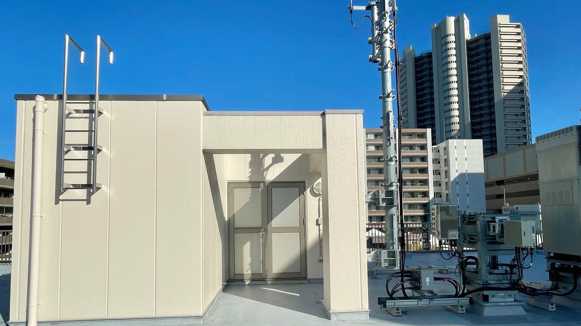 JR高槻駅近のアクセス抜群・日当たり抜群の屋上レンタルスペースの写真23