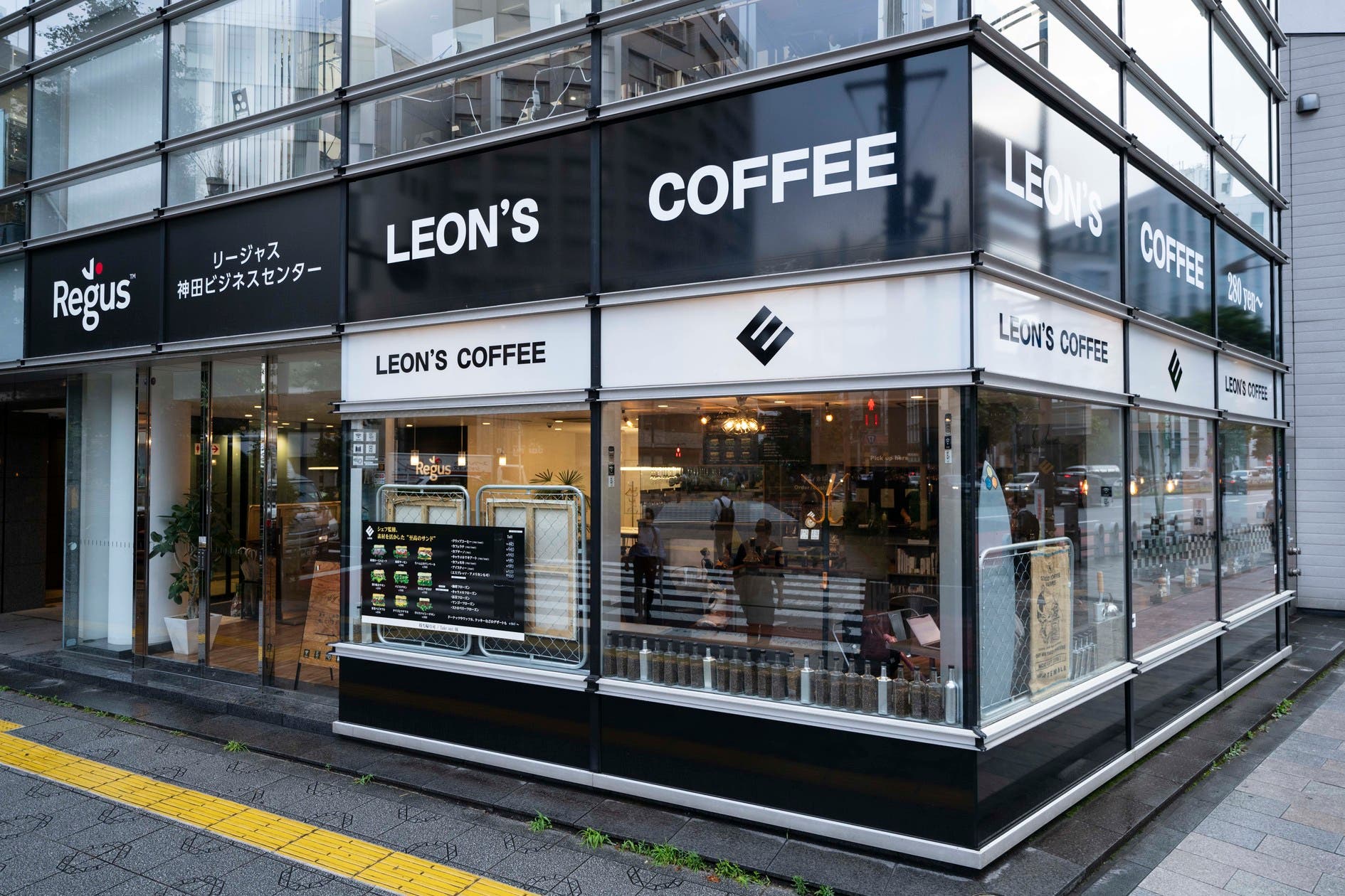 【超人気スペースが特別掲載】LEONを貸し切るという贅沢。 都内お洒落カフェ。イベント・結婚式二次会・会議・懇親会・TV撮影などの写真20