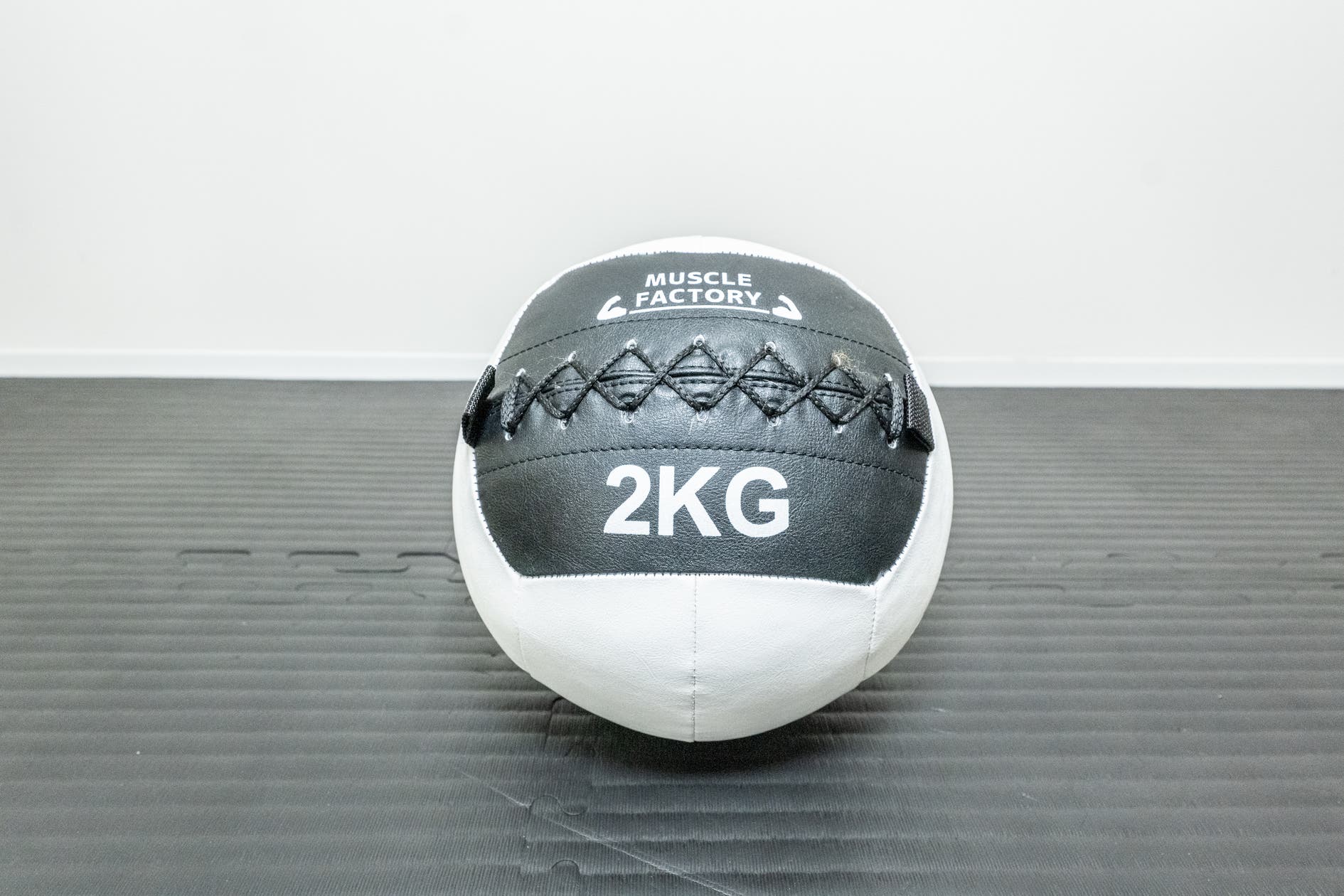 【横浜駅6分】1日1回スタッフ完全清掃のハイクオリティレンタルジムの写真10