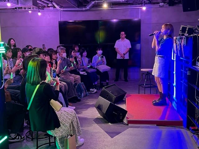 専属DJが無料で盛り上げます🔥収容90名💁‍♂️女子会🎀推し活🎤パーティ🥂新大久保トップクラスの音響設備のパーティスペースの写真11