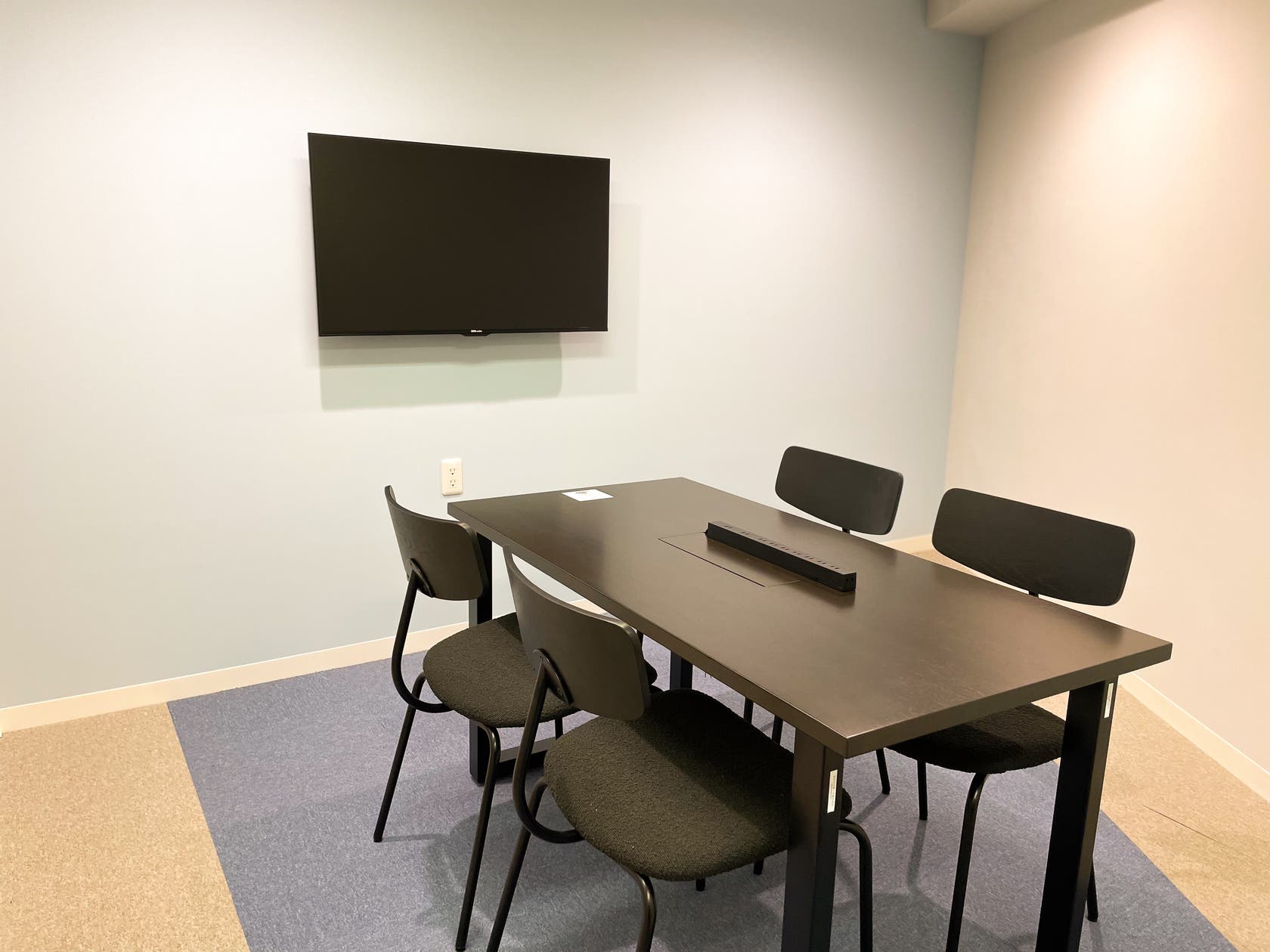 駅直結！横浜駅徒歩30秒｜最大8名｜ビジネス、懇親会の利用に最適！ルーム『ターメリック』※旧4Dの写真7