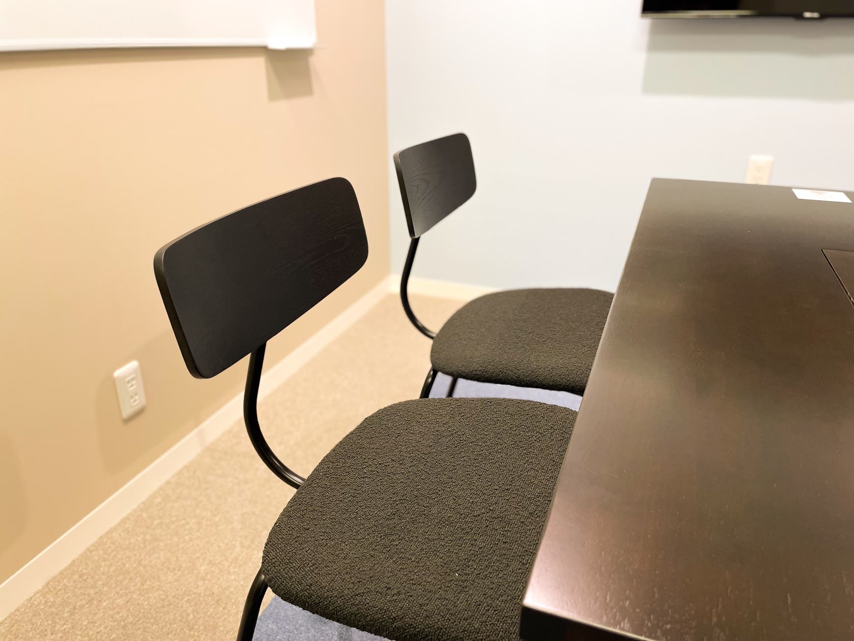 駅直結！横浜駅徒歩30秒｜最大8名｜ビジネス、懇親会の利用に最適！ルーム『ターメリック』※旧4Dの写真6