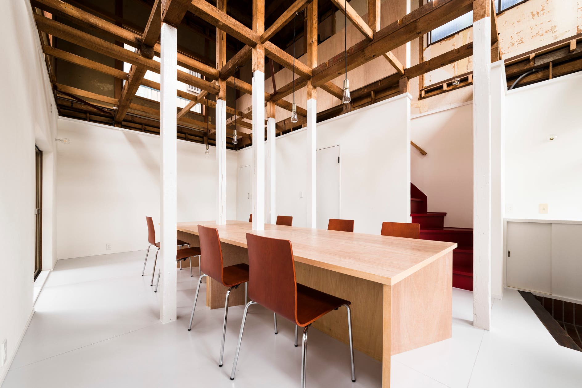 スペモ📷会議🙆リモートワーク💻ママ会・女子会・撮影にも⭕50型TV📺ホワイトボード♯073_北品川ハウスの写真1