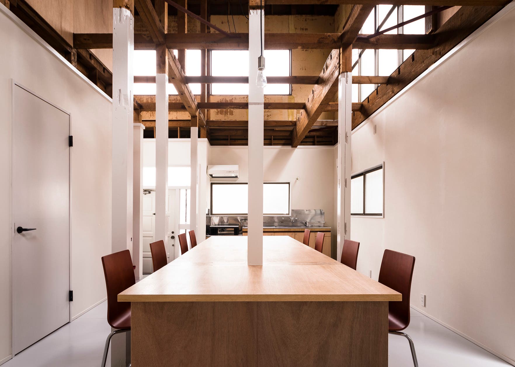 スペモ📷会議🙆リモートワーク💻ママ会・女子会・撮影にも⭕50型TV📺ホワイトボード♯073_北品川ハウスの写真4