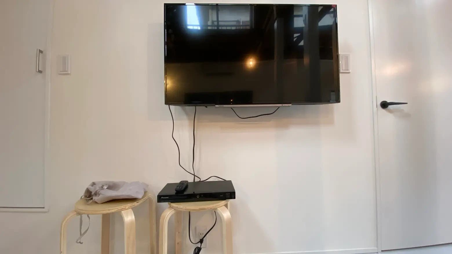 スペモ📷会議🙆リモートワーク💻ママ会・女子会・撮影にも⭕50型TV📺ホワイトボード♯073_北品川ハウスの写真13