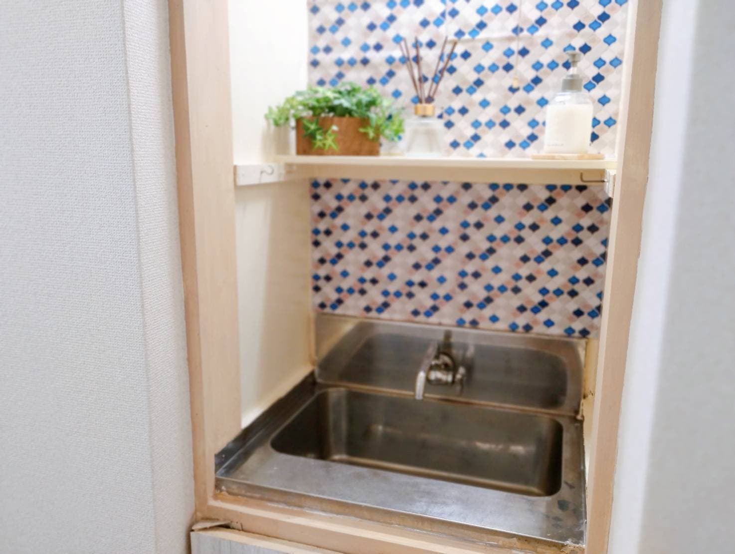 金山駅徒歩２分！Wifi／プロジェクター／ホワイトボード完備｜広々テーブルで会議やワークショップにおすすめの写真10