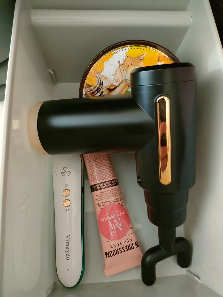 24時間ジム、新宿3丁目駅3分、当日予約でお得な割引きも！人気マルチマシン完備、個人利用可、自分好みの照明演出に、ドラマ出演ジムの写真25