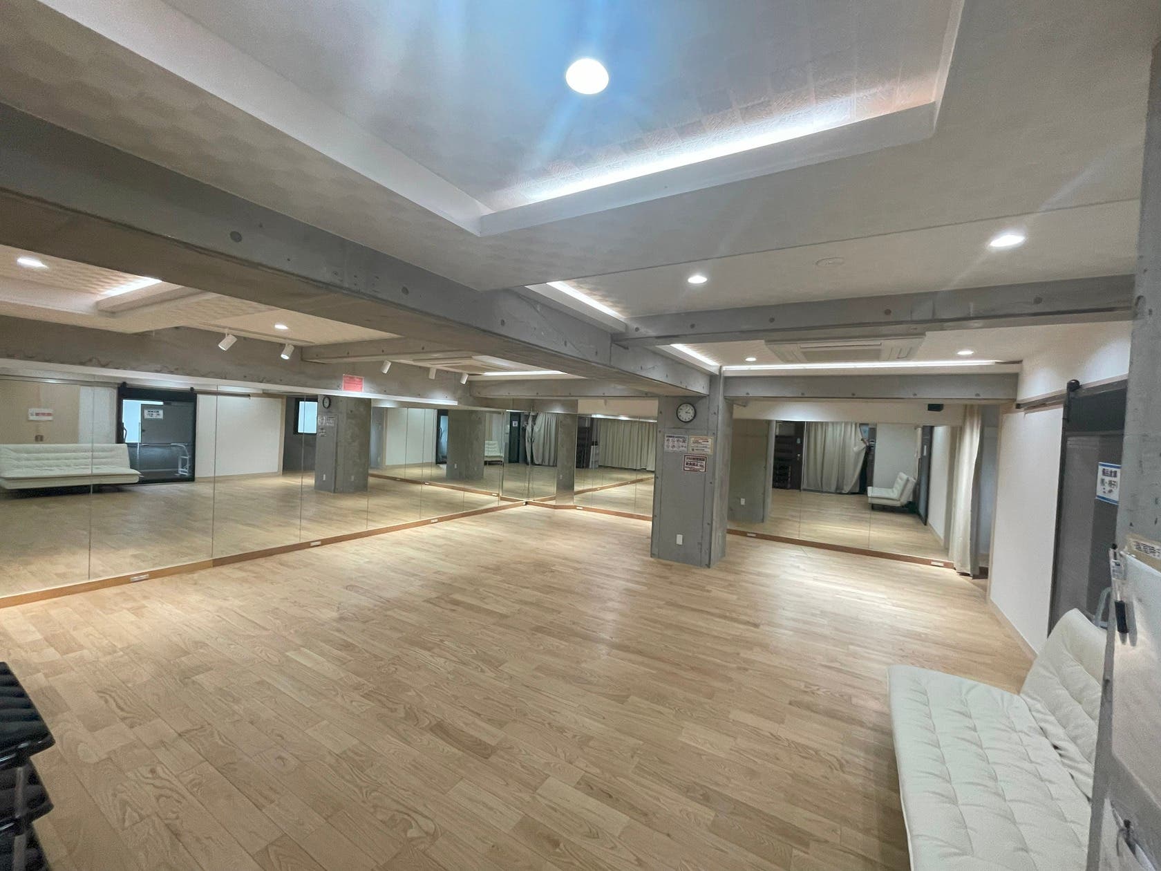 新宿駅西口6分！【柏木MURAスタジオ】（72㎡）ダンス・ヨガ・演劇様々な用途で利用可能の写真1