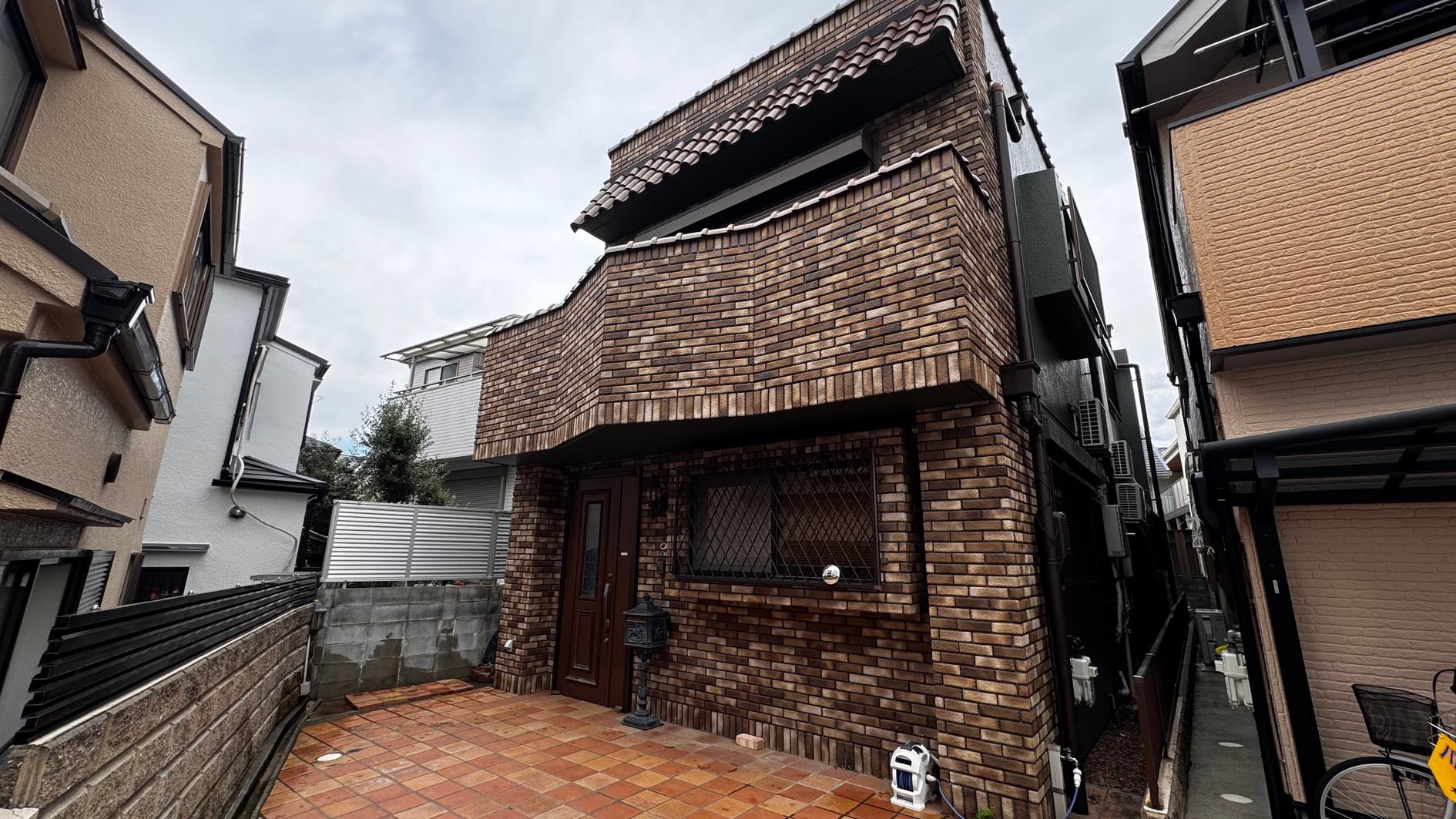 戸建ての１Fで広々空間✨まったり時間を過ごすのにピッタリ😆１F号室の写真6