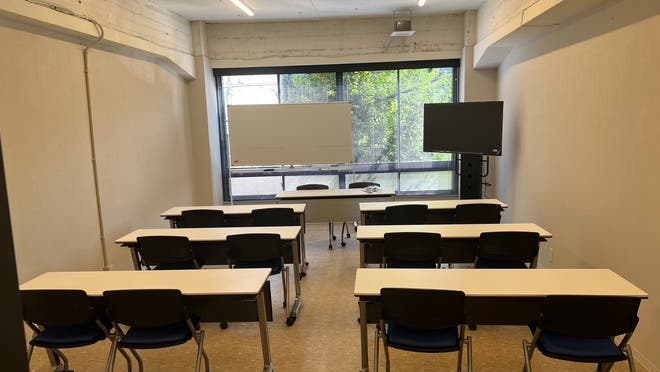 赤塚ビル2階(貸会議室)の写真1