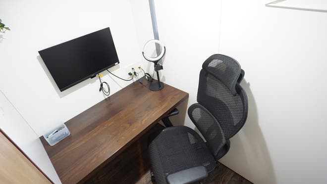 <cocony武蔵小杉 北口店No.4>武蔵小杉駅徒歩2分🚃1人用個室🚪光回線Wi-Fi📶モニター🖥電源🔌⚡️テレワーク/面接の写真1