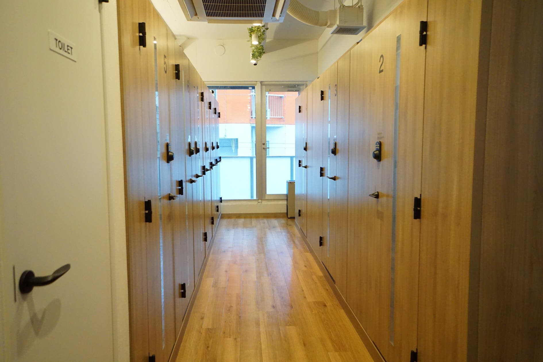 ＜cocony武蔵小杉 北口店No.7＞武蔵小杉駅徒歩2分🚃1人用個室🚪光回線Wi-Fi📶モニター🖥電源🔌⚡️テレワーク/面接の写真2