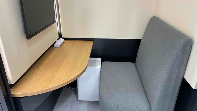 ☆テレワークブース松山空港BOOTH3(冷房付き)☆1階到着ロビーのジェットスターカウンター横!!の写真8