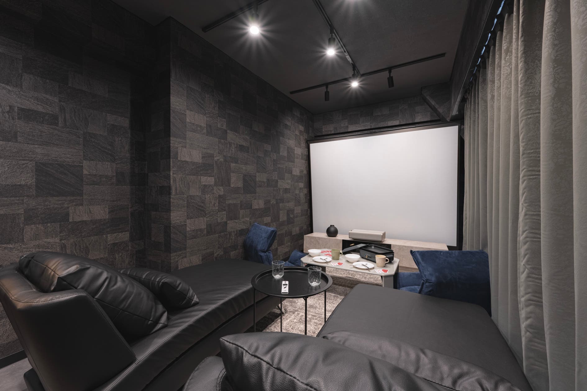 スペモ✨クリスマス🎄渋谷駅5分🚶映画鑑賞🎥プロジェクター📽️デート💕飲み会🍺推し活✨️578_CINEMA渋谷の写真13