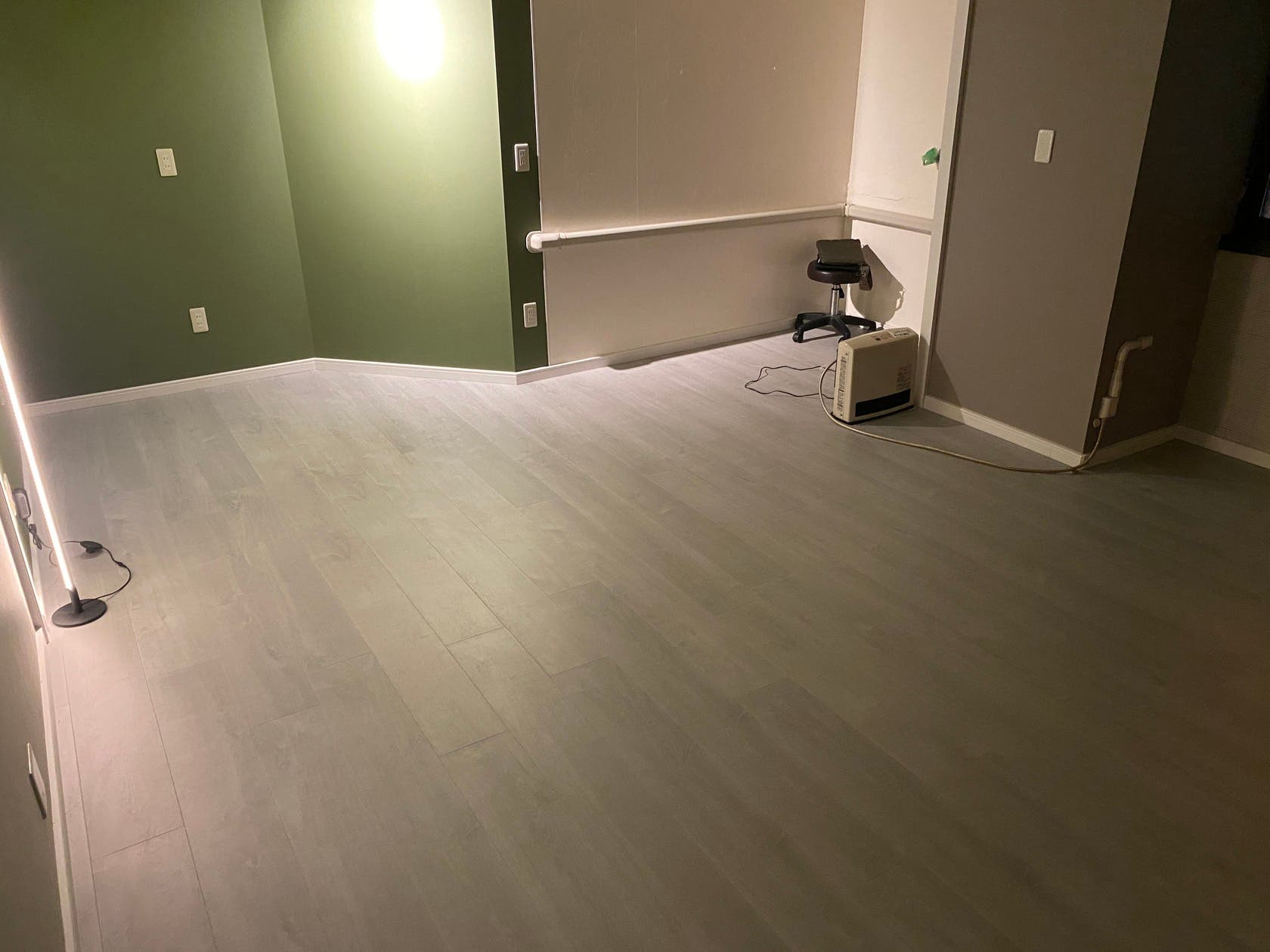 パーティールーム01^ - ^仙台駅から徒歩8分の場所です。 懇親会や交流会などいろいろな用途でお楽しみください。の写真2