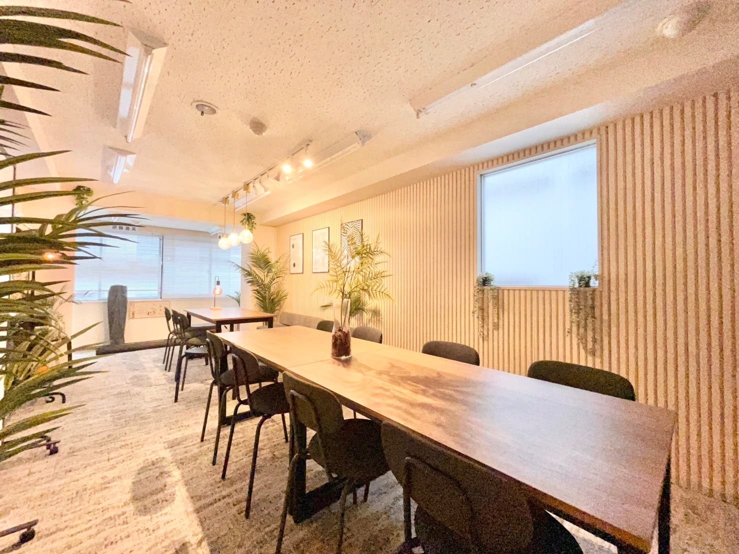 【広々30㎡！完全個室／格安】溜池山王徒歩1分｜赤坂5分｜～20名｜Wi-Fi｜会議・撮影・懇親会・パーティ・飲食可！の写真16