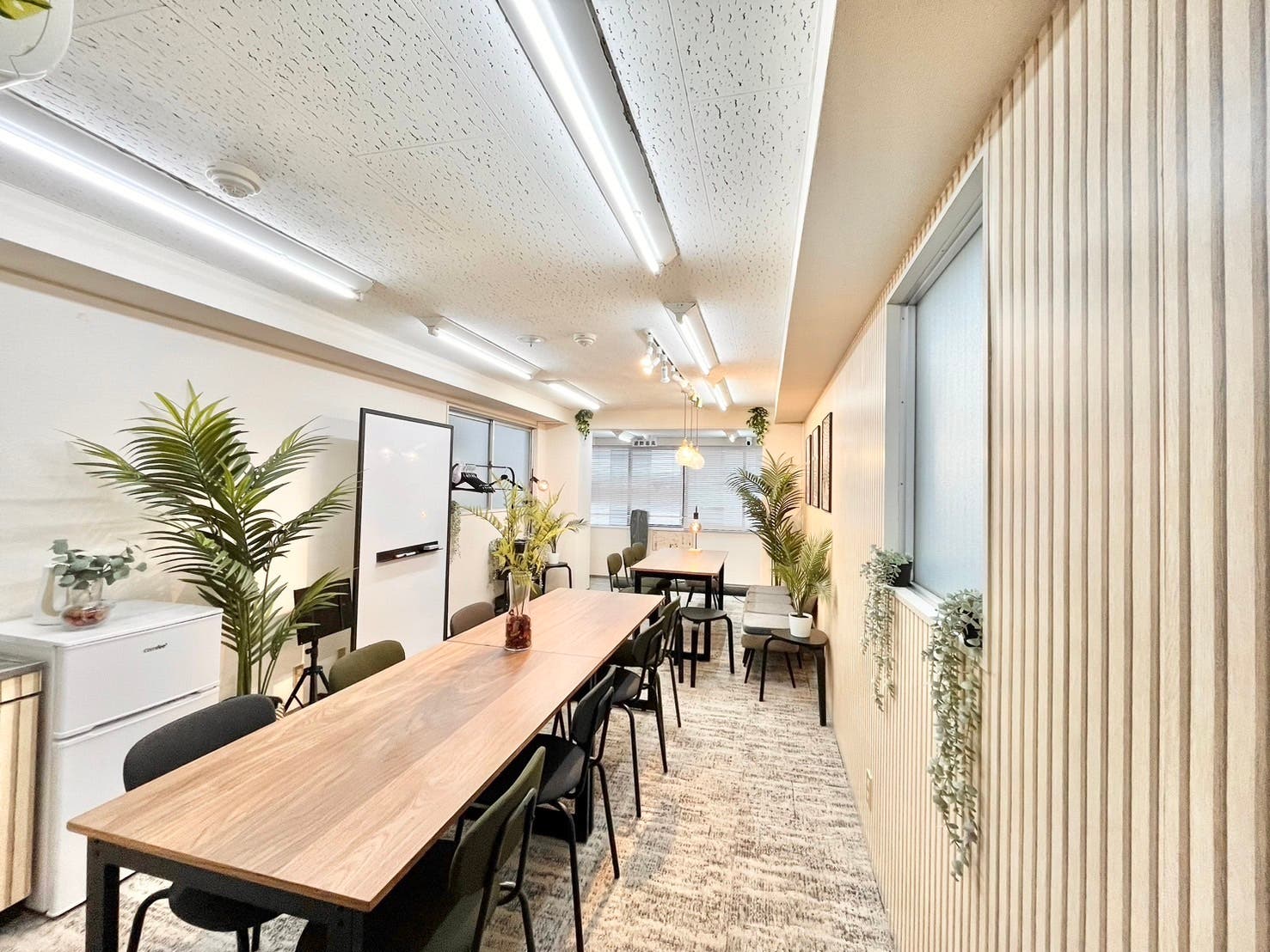 【広々30㎡！完全個室／格安】溜池山王徒歩1分｜赤坂5分｜～20名｜Wi-Fi｜会議・撮影・懇親会・パーティ・飲食可！の写真12