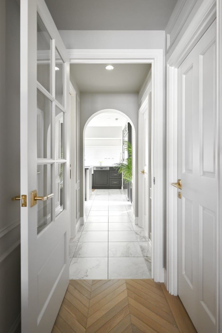 南側/自然光◎/モダンクラシック/海外風/ヘリンボーン/大理石/キッチン／ハウススタジオの写真5