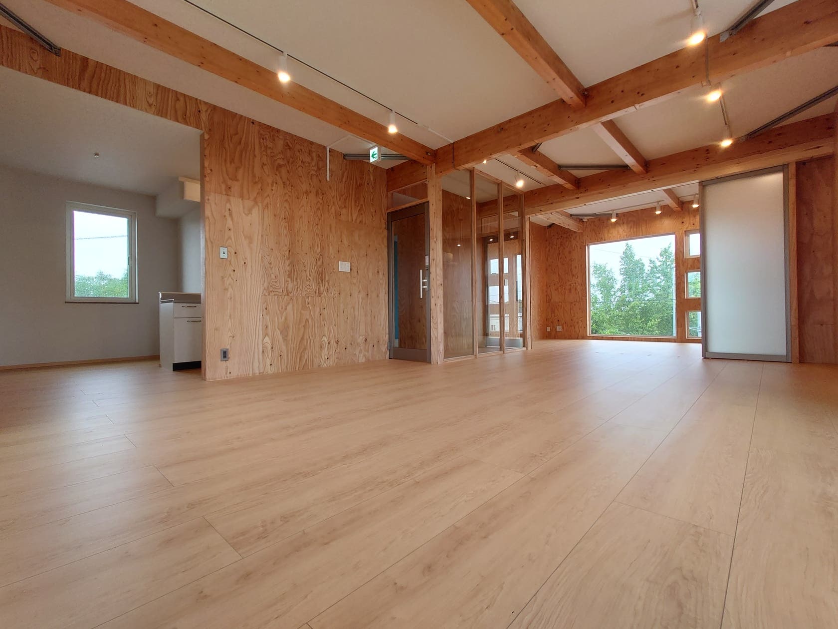 キッチン付きレンタルスペース・ムスブ平岡　ふわもこ®ソフトクリームとスペシャルティコーヒーのcafestand musbu３階の写真5