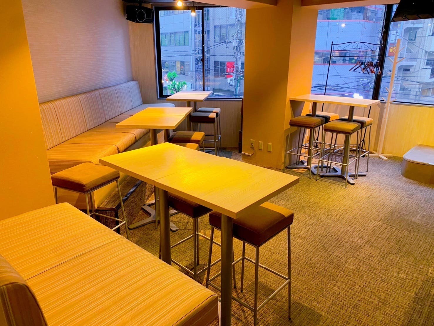 恵比寿駅2分eカラオケ、ミニステージあり、パーティー/イベント/会議などに人気のカフェスペース☆の写真7