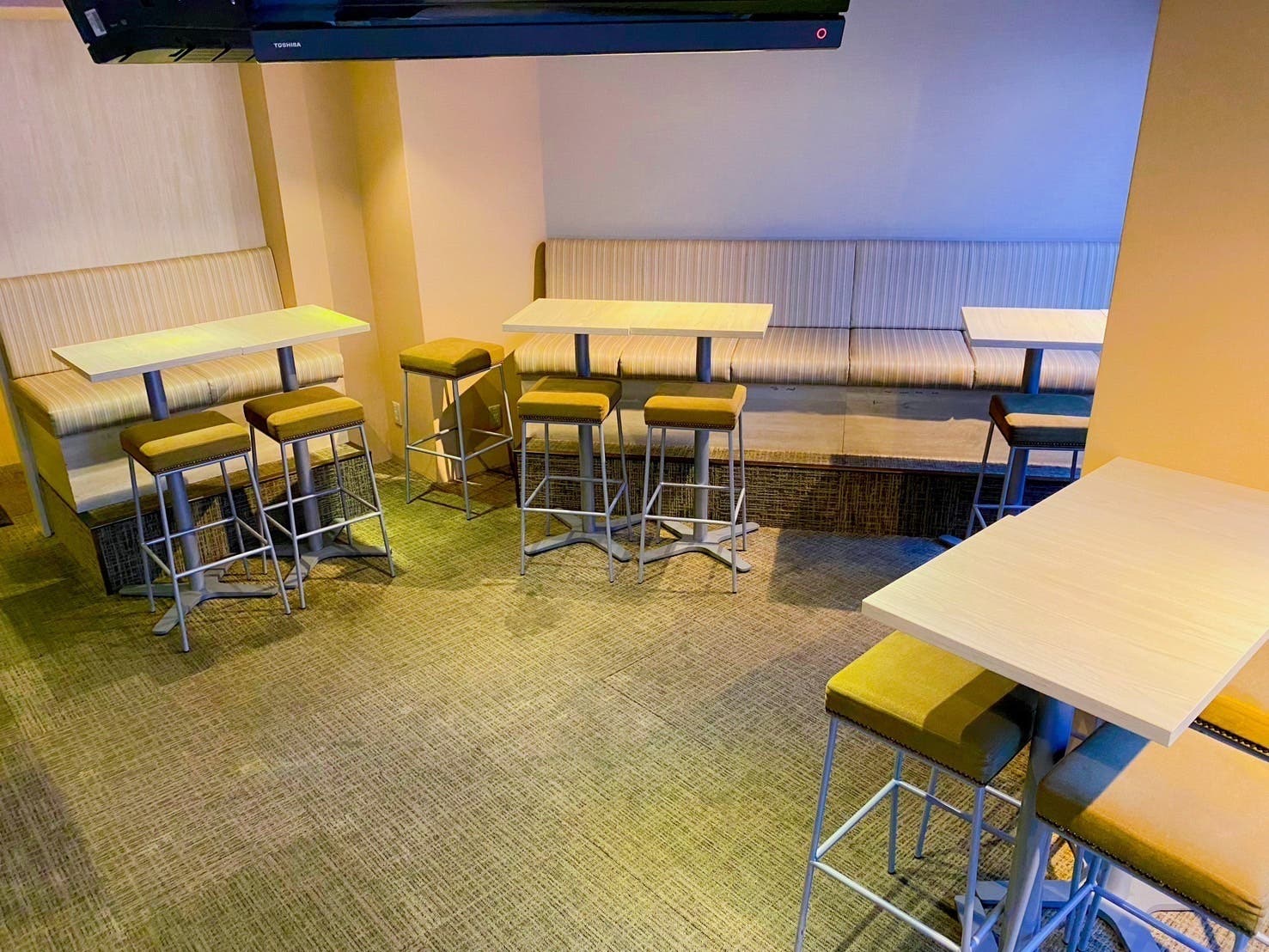 恵比寿駅2分eカラオケ、ミニステージあり、パーティー/イベント/会議などに人気のカフェスペース☆の写真5