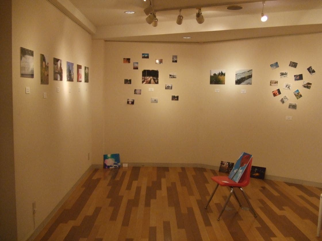 東京・代官山にある、2階のギャラリー。アートの展示他、アパレル展示会などの利用実績多数あり。の写真3