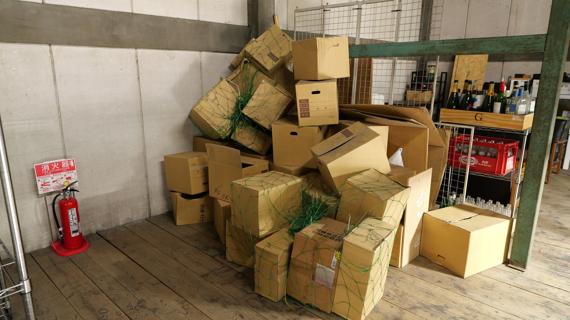 火・水使用OK/天井高20mの巨大倉庫スペース/豊富な機材/太陽光も十分、遮光も可能の写真11