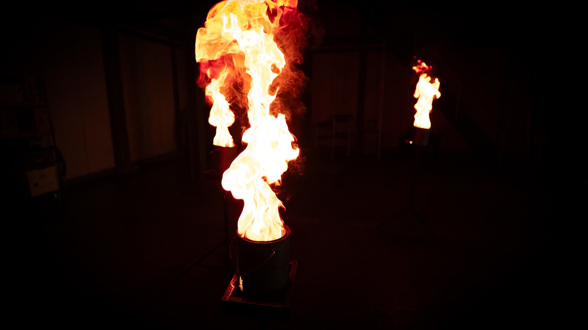 火・水使用OK/天井高20mの巨大倉庫スペース/豊富な機材/太陽光も十分、遮光も可能の写真28