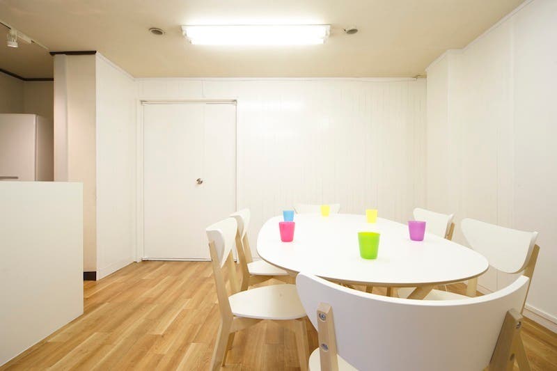 本郷三丁目駅から徒歩2分　会議・教室・子連れパーティー等に人気のスペースの写真2
