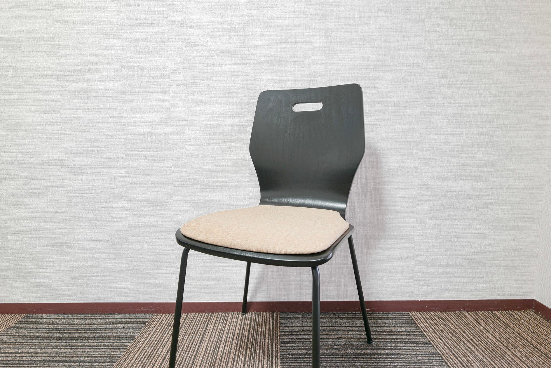 【駅近/スマイリー会議室】名古屋駅 徒歩3分/最大12名/Wi-Fi/セミナー/ミーティング/Web会議/モニター/ボードゲームの写真13