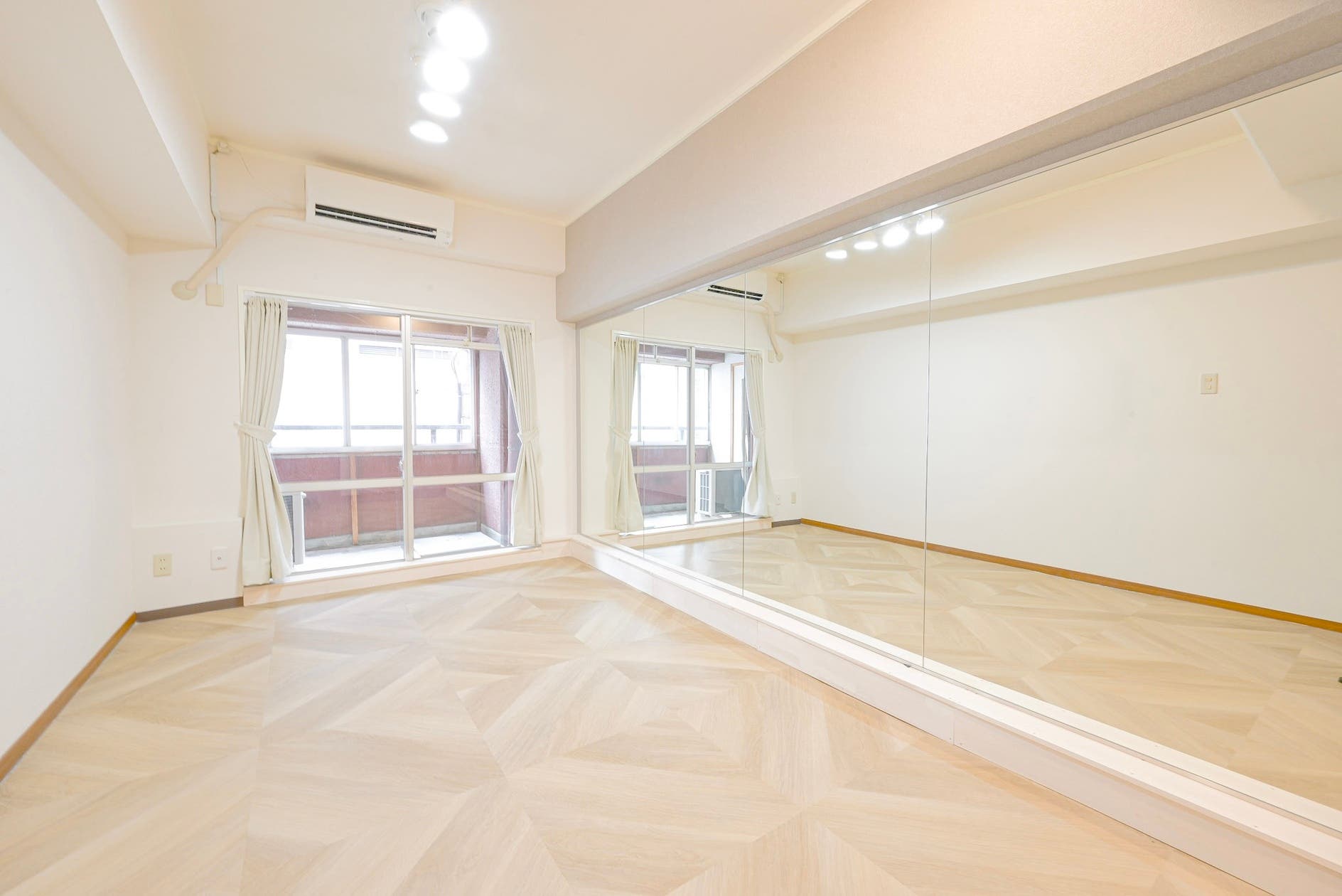 【金山駅徒歩1分］ダンスができるレンタルスタジオ【24時間営業】の写真1