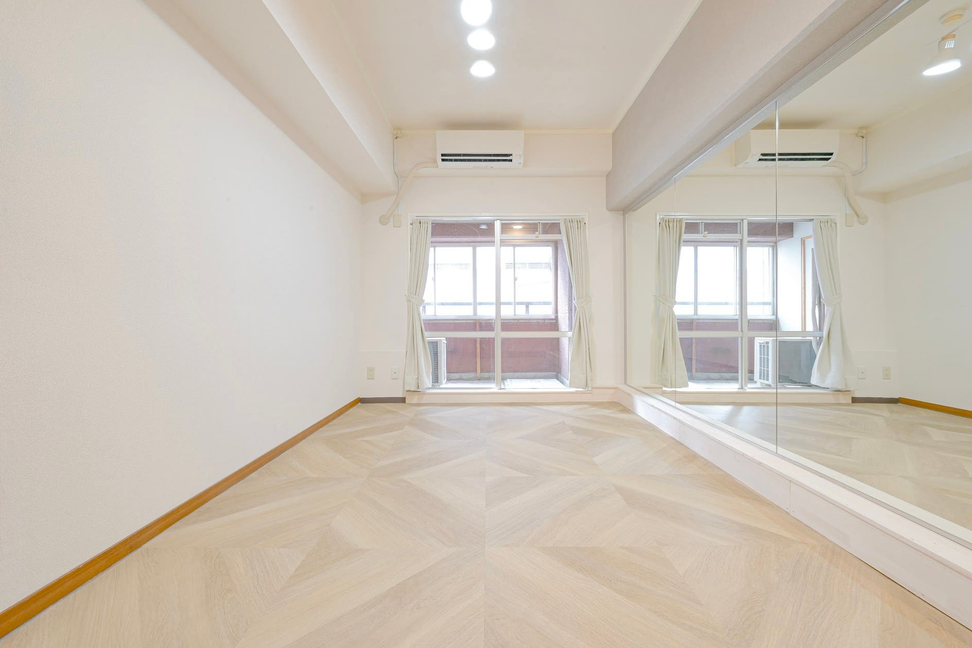 【金山駅徒歩1分］ダンスができるレンタルスタジオ【24時間営業】の写真2