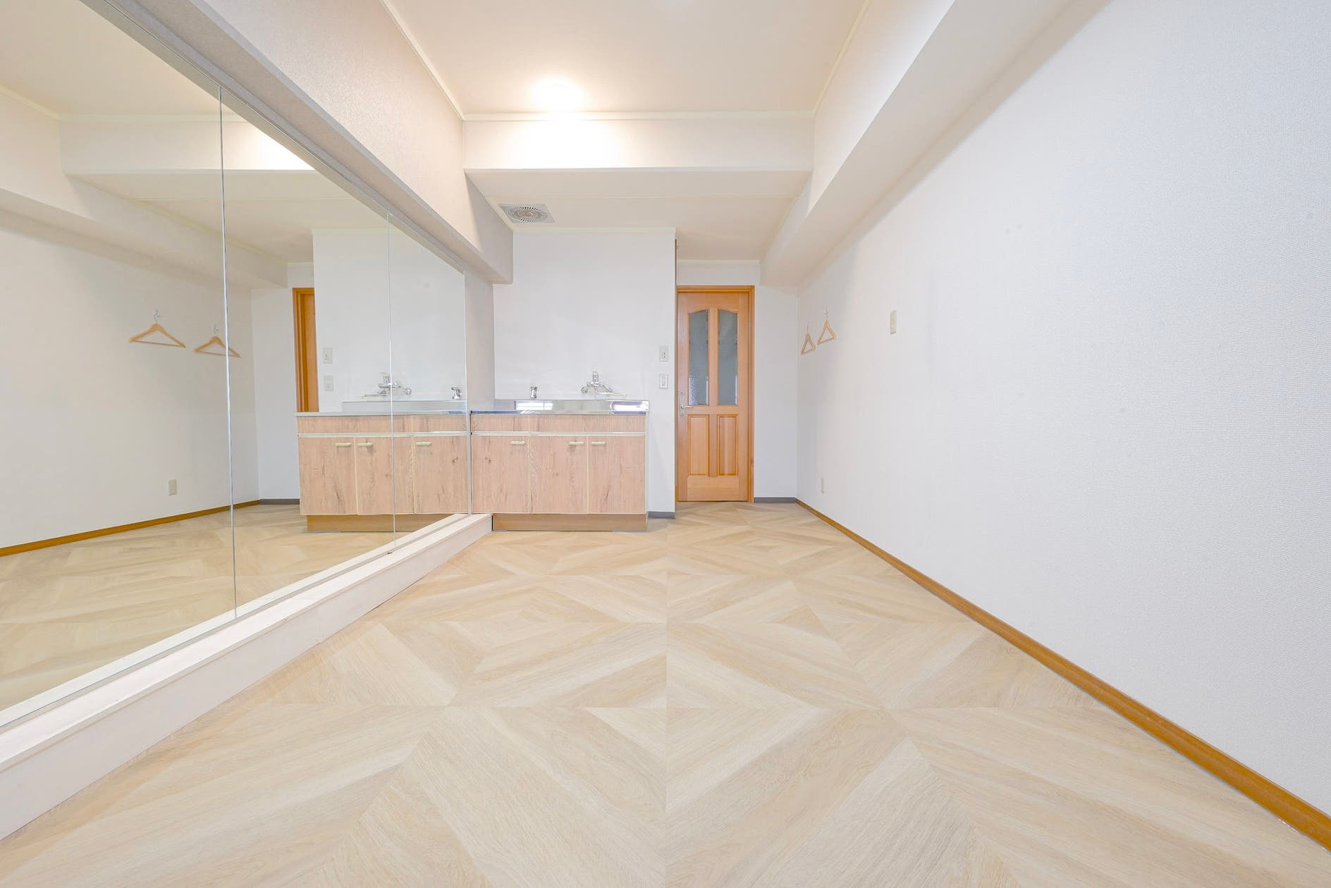 【金山駅徒歩1分］ダンスができるレンタルスタジオ【24時間営業】の写真7