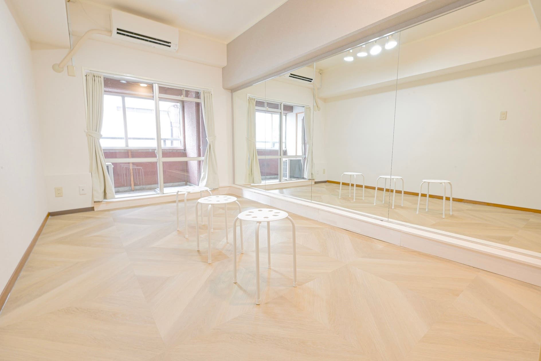 【金山駅徒歩1分］ダンスができるレンタルスタジオ【24時間営業】の写真9