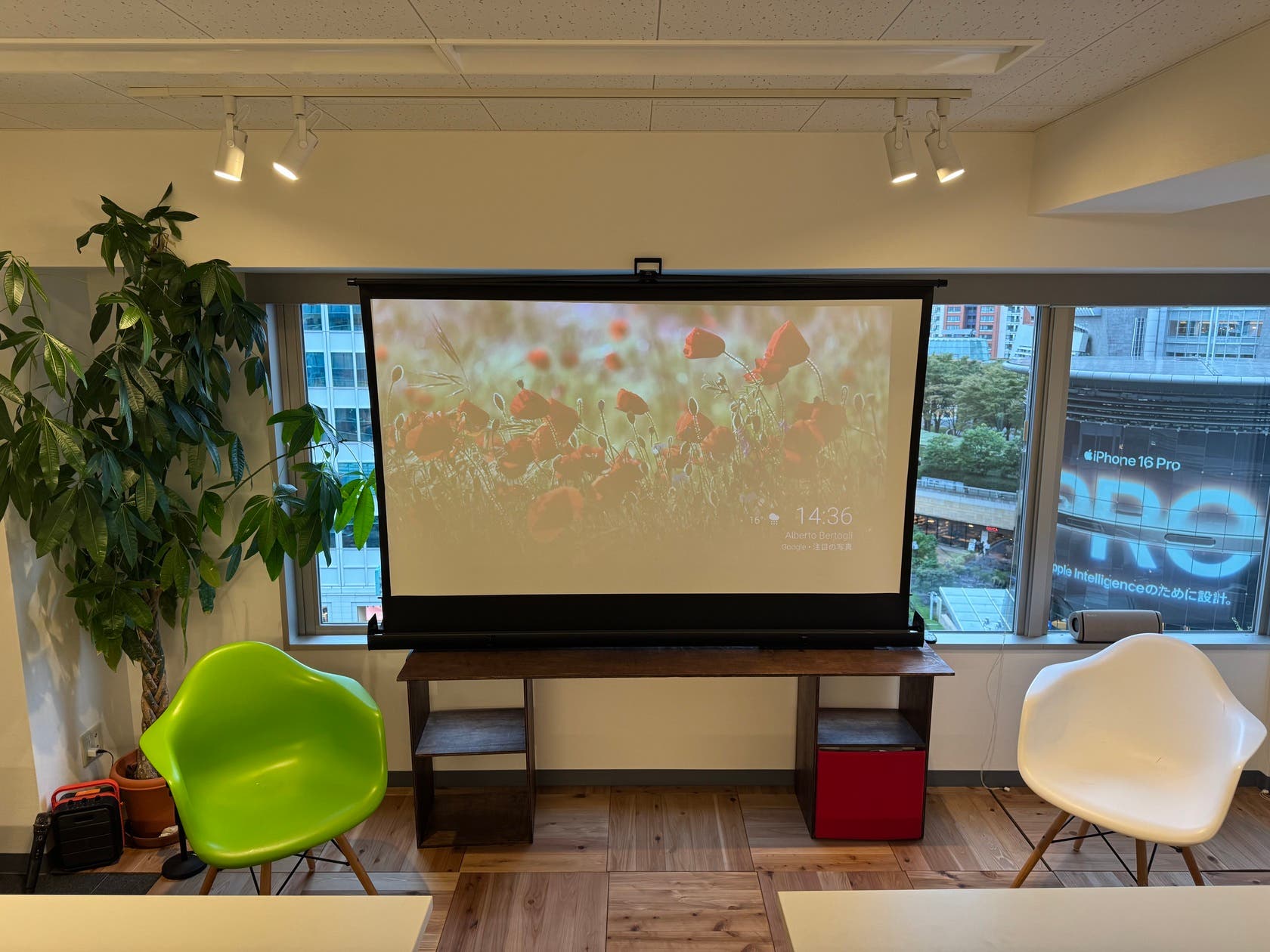 【六本木駅徒歩１分】洗練されたオフィスビル7階 六本木100feetの写真5